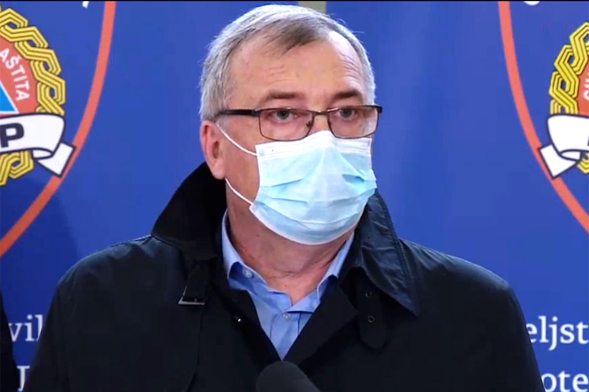 Danas čak 1867 novih slučajeva zaraze, 716 pacijenata na bolničkom ...